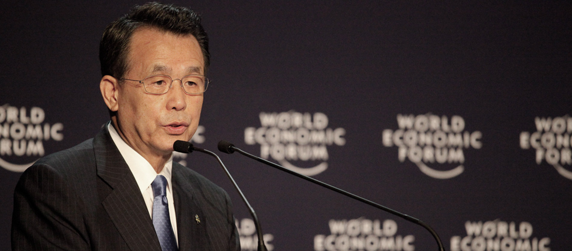 Seung Soo Han Is The Former Prime Minister Of Korea Club Madrid Member