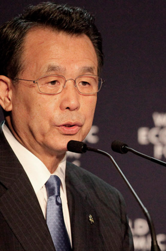 Seung Soo Han Is The Former Prime Minister Of Korea Club Madrid Member